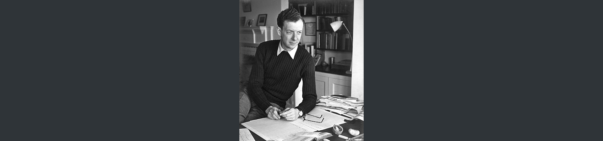 Robert North choreographs Britten’s Young Apollo for Theater Krefeld ...